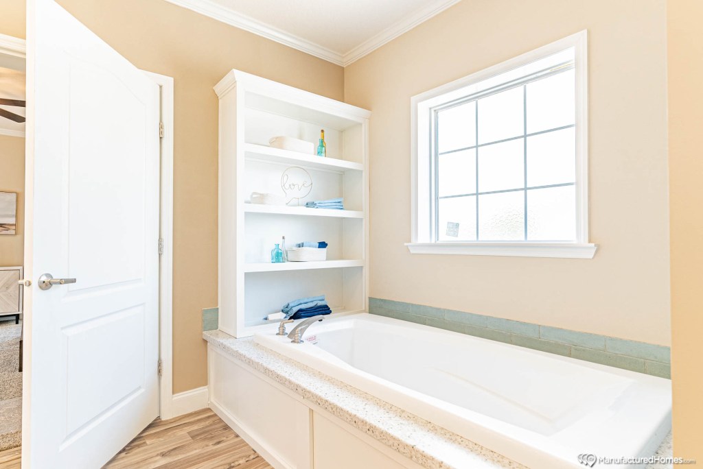 Santana | Model TE32663E – Corbett's Mobile Home Center